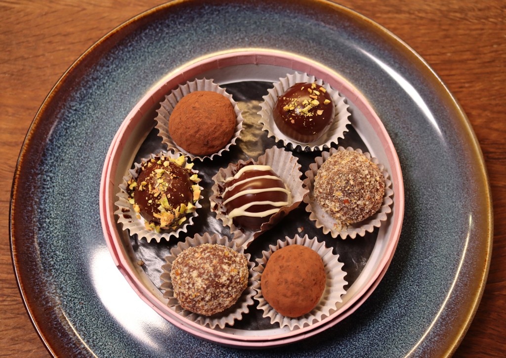 Delicious Chocolate Truffles: Three Irresistible Recipes – Chef Kevin ...